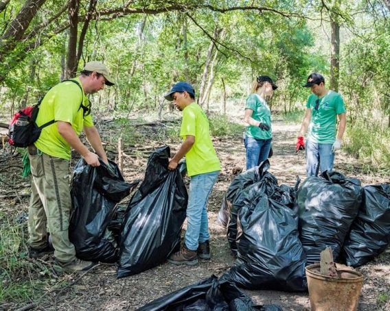 Trinity River Crew - Conservación del Parque de la Trinidad